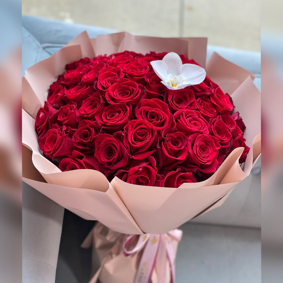 Ramo Buchon – bloomandboxflowers